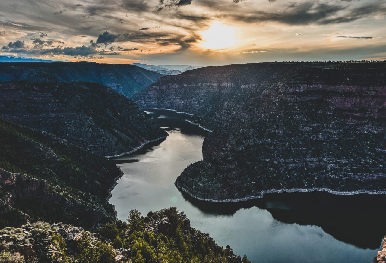 Flaming Gorge Activities - Red Canyon Lodge